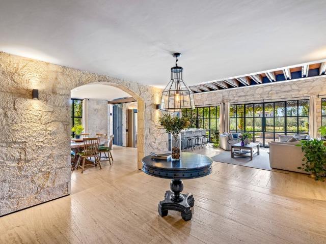 L 3 Camino San Mateo, Vineyards San Lucas