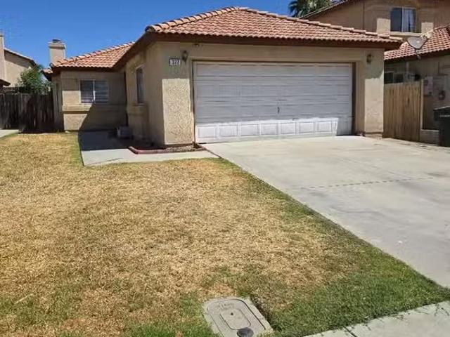 LCL Rental: Single Family Residence 322 Flicker Way