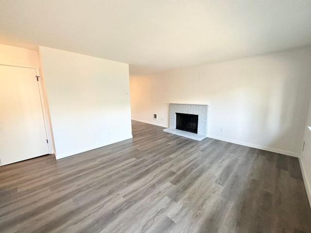 LA1547* A 2 Bedroom Apartment for Rent at 1942 Sw Nebraska St, Portland, OR 97239 Hillsdale