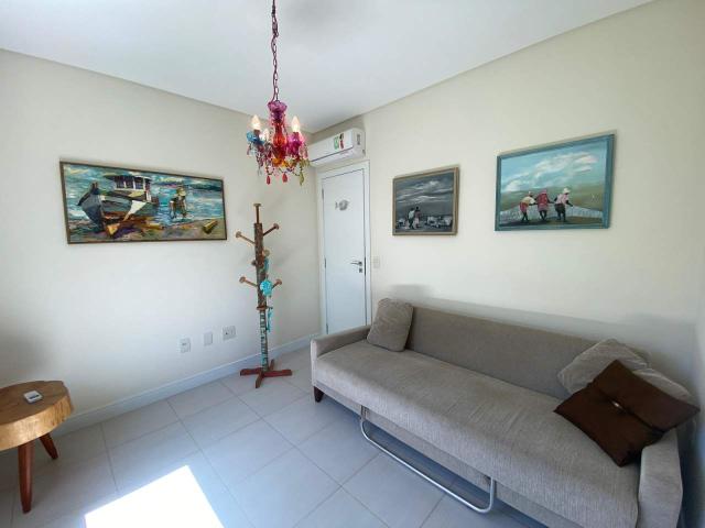 LA198F APARTAMENTO DE 3 DORMITÓRIOS A APROXIMADAMENTE 80MTS DA PRAIA