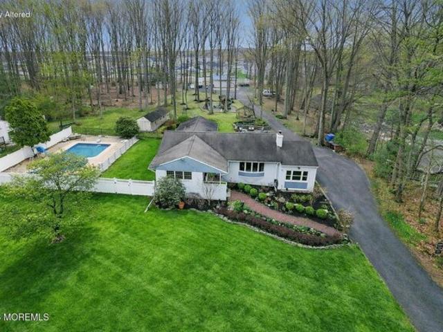 La Valley Dr, Manalapan, Home For Sale