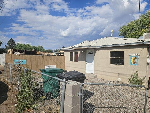 La Vega Dr Sw, Albuquerque, Home For Sale