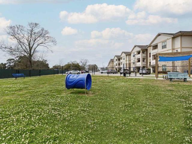 La Veranda at Polly Lane Apartments 2 Bedroom Apartment for Rent at 210 Polly Ln, Lafayette, LA 70508