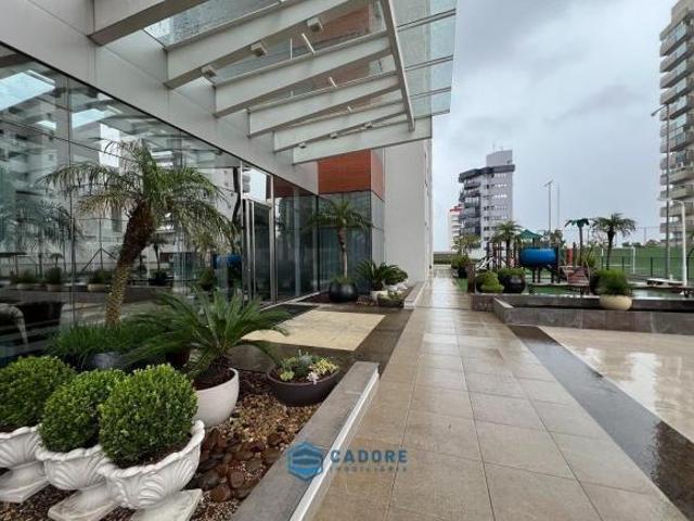 La Vie D&amp apos or Résidence, Três suítes com 187m² utíl