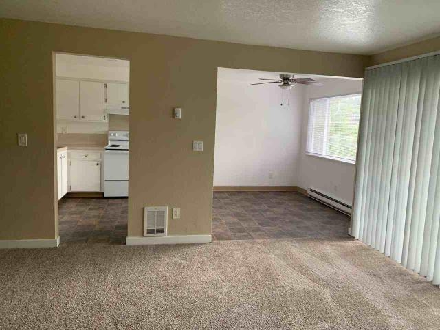 La Vista Apartments 2 Bedroom Apartment for Rent at 5555 S 152nd St, Tukwila, WA 98188 Tukwila Hill