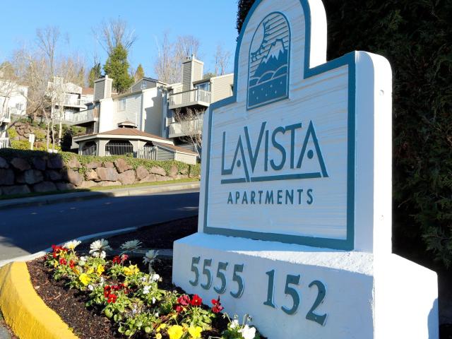 La Vista Apartments