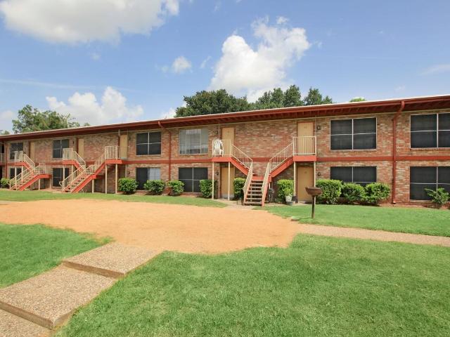 La Casita Apartments 2 Bedroom Apartment for Rent at 313 Sunnyside St, Houston, TX 77076 Northside Northline