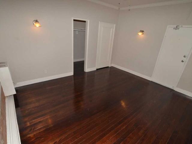 La Chandelle Apts. Charming building. Renovated Apartments Available. Hardwood Floors! Studio Apartment for Rent at 525 S Gramercy Pl, Los Angeles, CA 90020 Greater Wilshire