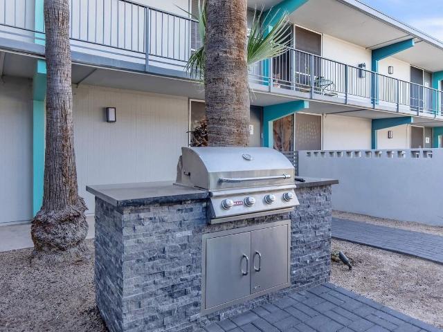 La Cima Apartments Studio Apartment for Rent at 6060 N 7th St, Phoenix, AZ 85014