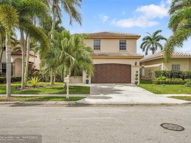 La Costa Dr, Weston, Home For Sale