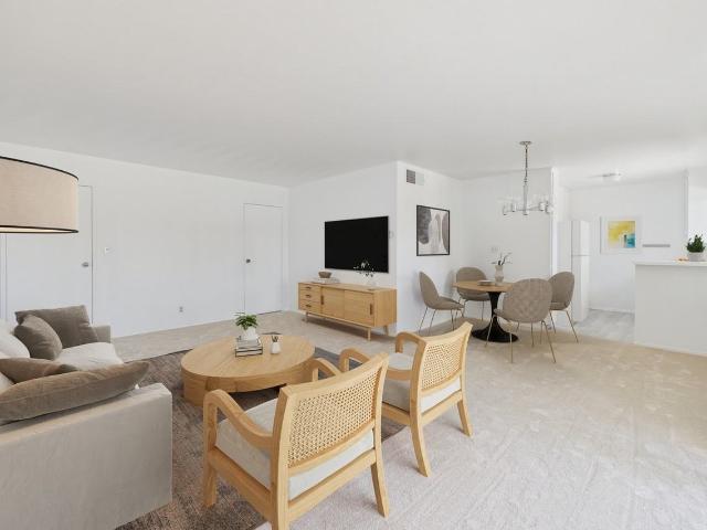 La Cresta Apartments 2 Bedroom Apartment for Rent at 223 Erbes Rd, Thousand Oaks, CA 91362