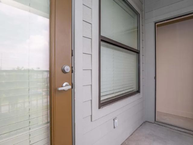 La Mariposa Apartments 1 Bedroom Apartment for Rent at 2930 Plum Creek Ln, Houston, TX 77087 Gulfgate Pine Valley