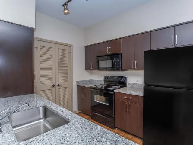 La Mariposa Apartments 2 Bedroom Apartment for Rent at 2930 Plum Creek Ln, Houston, TX 77087 Gulfgate Pine Valley