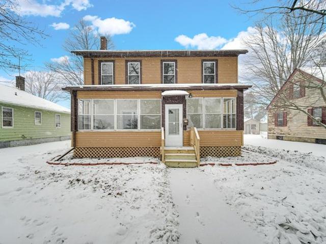 806 Lawrence St, La Porte, IN 46350