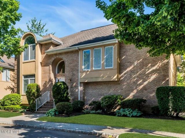 La Quinta Ct, Holmdel, Home For Sale