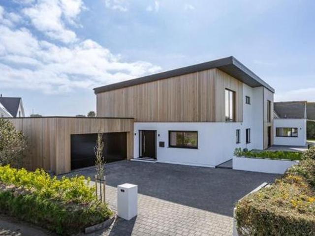 La Retraite, Rue Du Planel, 5 Bedroom Detached