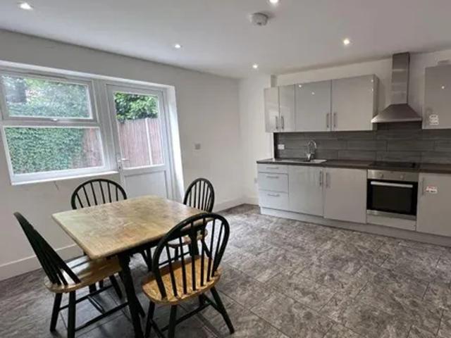 La Rose Lane, London, N15 3AT, United Kingdom | 6 bed house for rent #119710463 | Rentberry