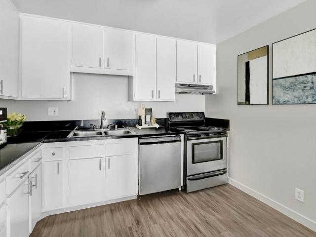 La Scala Apartments