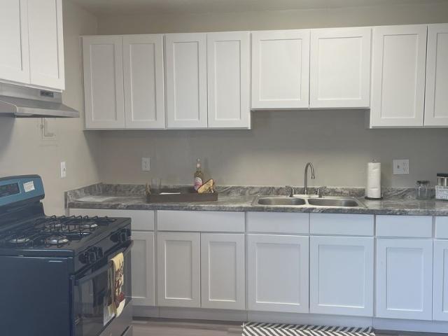 La Sierra Heights Apts
