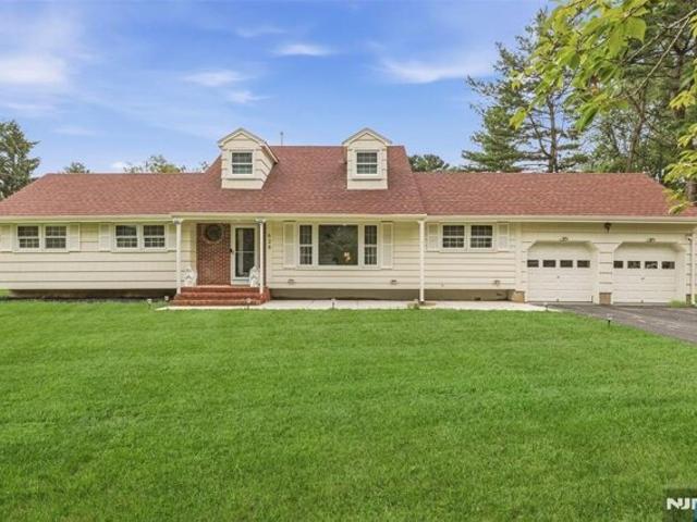 Lamanna Dr, River Vale, Home For Sale