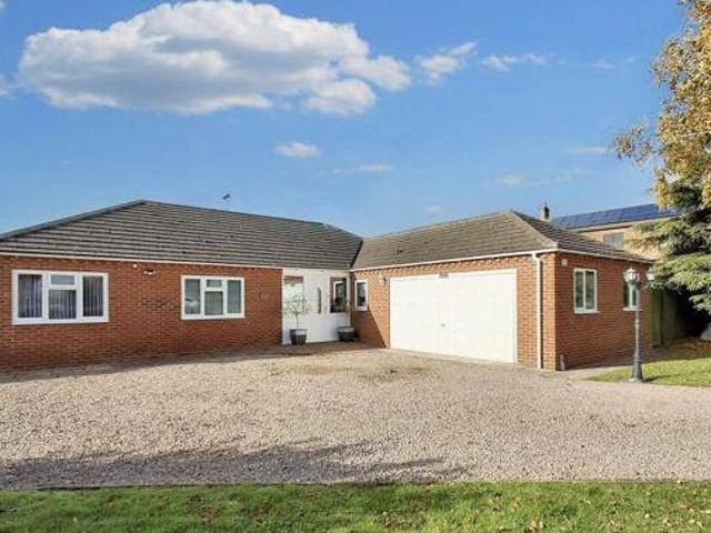 Lambert Bank, Holbeach, 3 Bedroom Detached