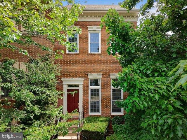 Lambert Dr, Alexandria, Home For Sale