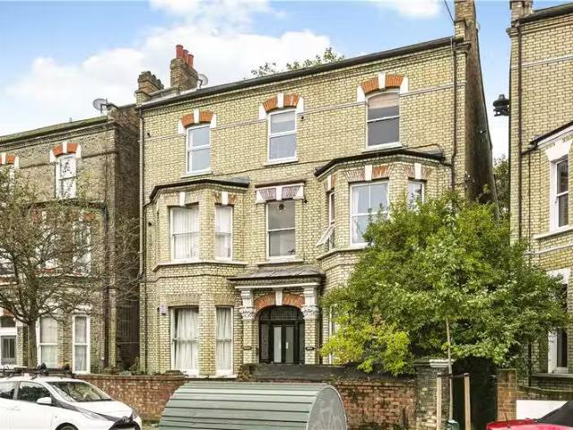 Lambert Road, London, SW2 5BA