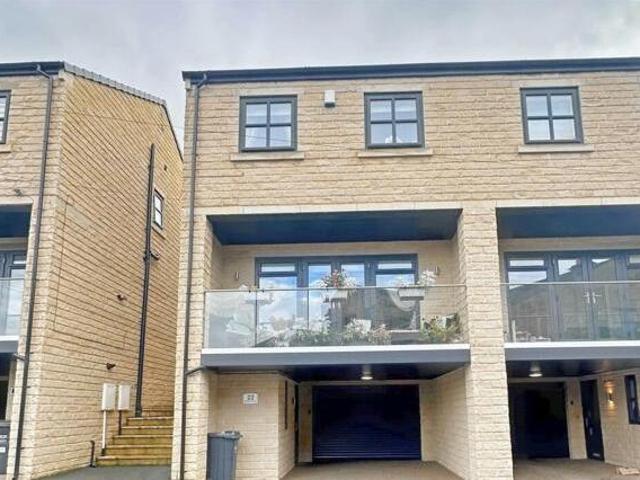 Lambert Street, Greetland, 3 Bedroom Semi detached