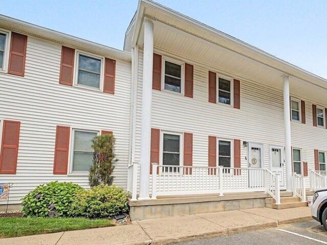 Lambert Ter Unit,chicopee, Condo For Sale