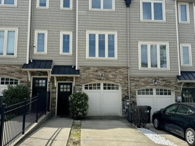 Lamberts Ln, Staten Island, Home For Sale