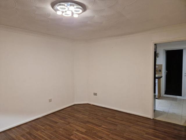 Lamberhurst Grove, Milton Keynes MK7, 3 bed semi detached house to rent, £1,575 pcm | PrimeLocation