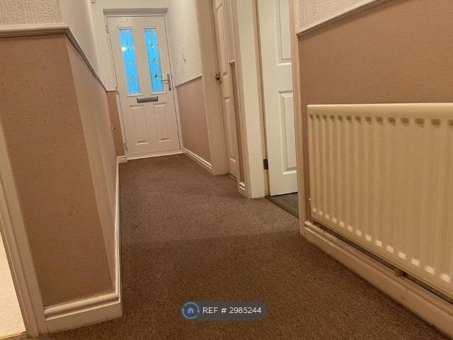 Lambeth Court, Fulwood, Preston PR2, 2 bed flat to rent, £875 pcm | PrimeLocation