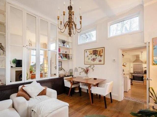 Lambolle Road, Belsize Park, 1 Bedroom Flat