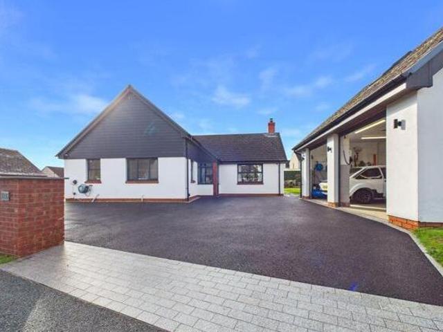 Lamborough Crescent, Clarbeston Road, 3 Bedroom Detached