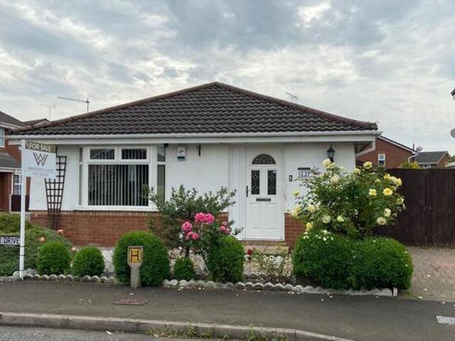 Lambourn Drive, Leighton, 3 Bedroom Detached