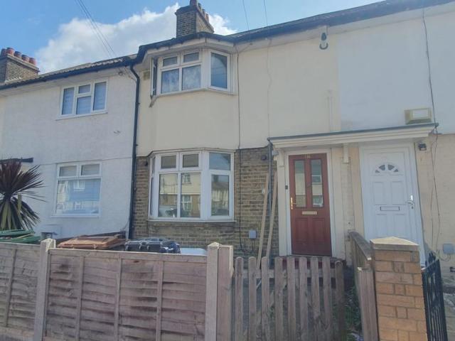 Lambourne Road, Barking IG11, 2 bed terraced house to rent, £1,800 pcm | PrimeLocation
