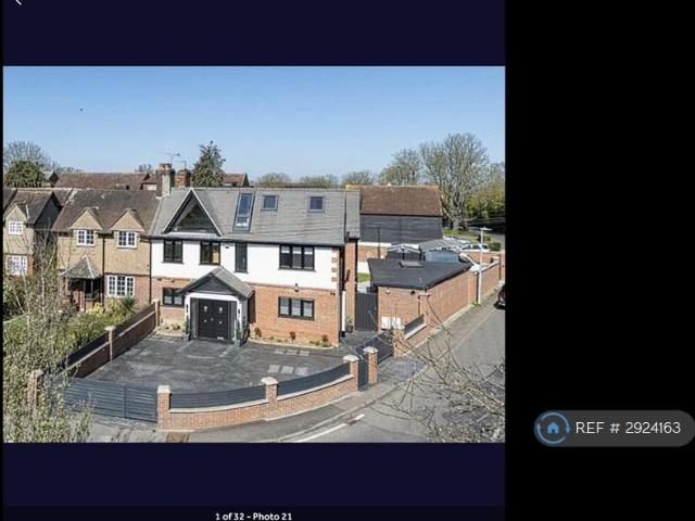 Lambourne Road, Chigwell, IG7 5 bed semi detached house to rent £5,500 pcm £1,269 pw