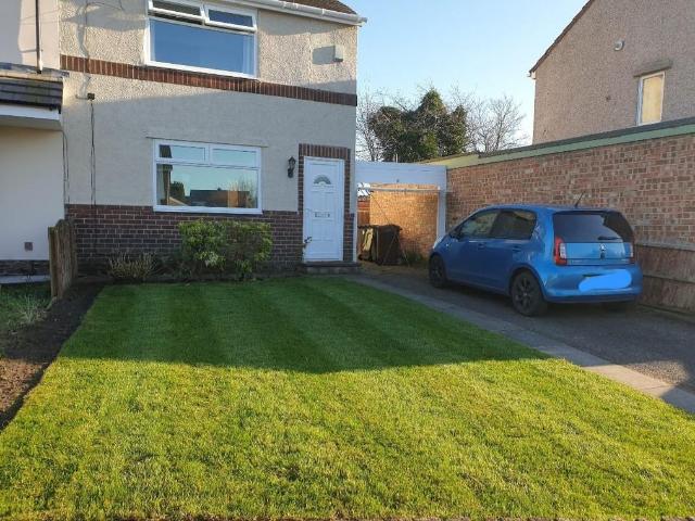 Lambshear Lane, Liverpool L31 2 bed semi detached house to rent £17,333 pcm £4,000 pw