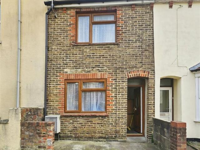 Lambton Road, Dover CT17, 3 bed property to rent, £1,300 pcm | PrimeLocation