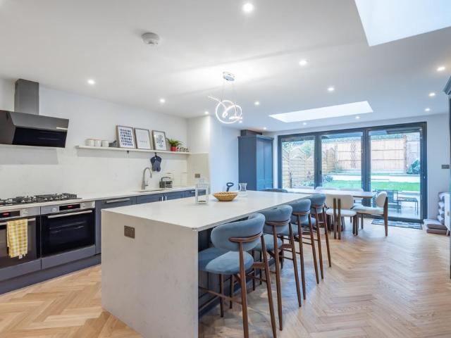 Lambton Road, London 5 bed house to rent £6,500 pcm £1,500 pw