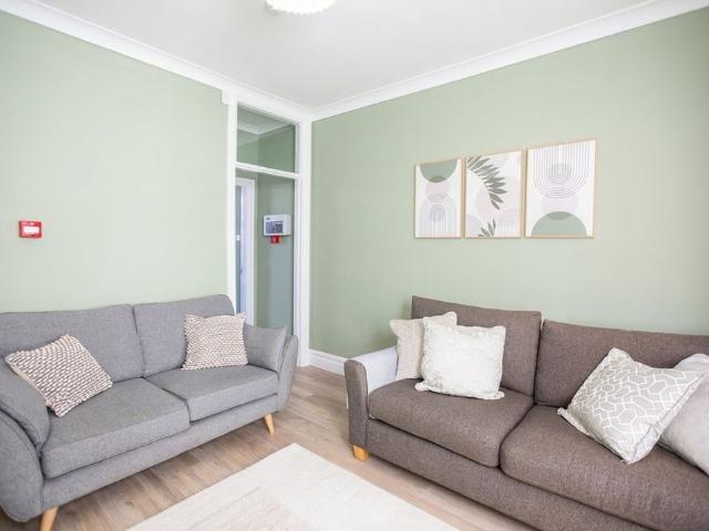 Lamcote Grove, Nottingham, NG2