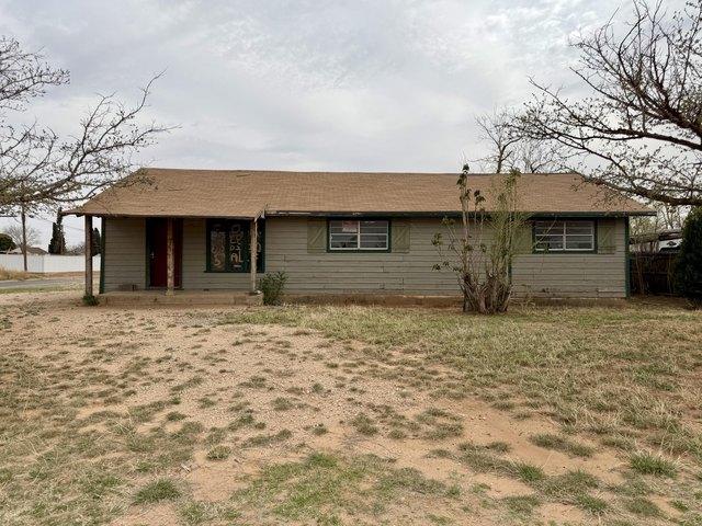1601 N 8th St, Lamesa, TX 79331