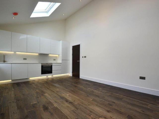 Lammas Park Road, Ealing W5, 2 bed flat to rent, £2,500 pcm | PrimeLocation