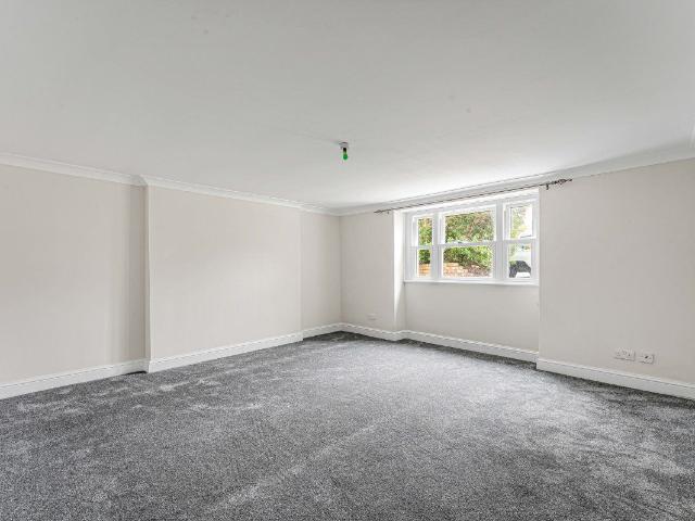 Lampard Grove, Stoke Newington N16, 3 bed flat to rent, £3,500 pcm | PrimeLocation