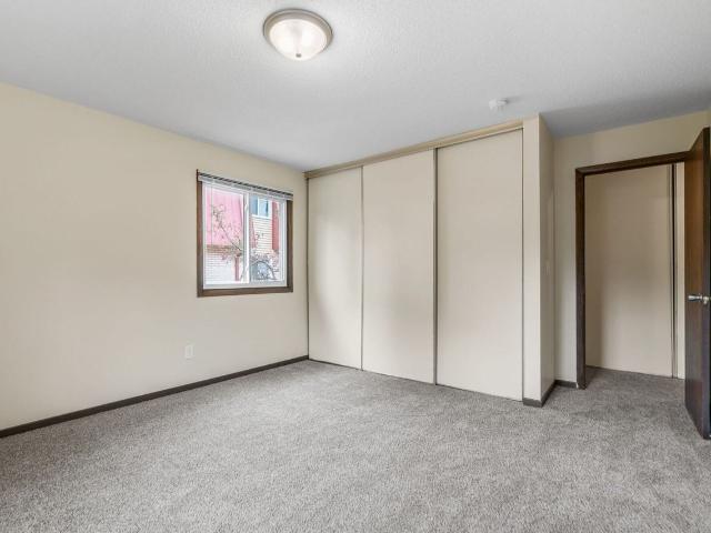 Lamplighter Village Apartments 2 Bedroom Apartment for Rent at 1512 Woodbridge St, St. Paul, MN 55117 North of Maryland