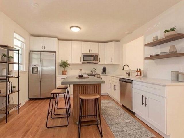 Lamplighter Ln Unit,easton, Condo For Sale