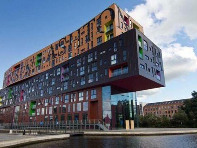 Lampwick Lane, Manchester, 2 Bedroom Apartment