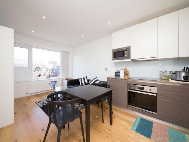 Lampton Road, Hounslow TW3, Studio to rent, £1,450 pcm | PrimeLocation