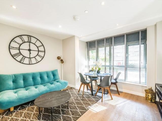 Lampton Road, TW3, London