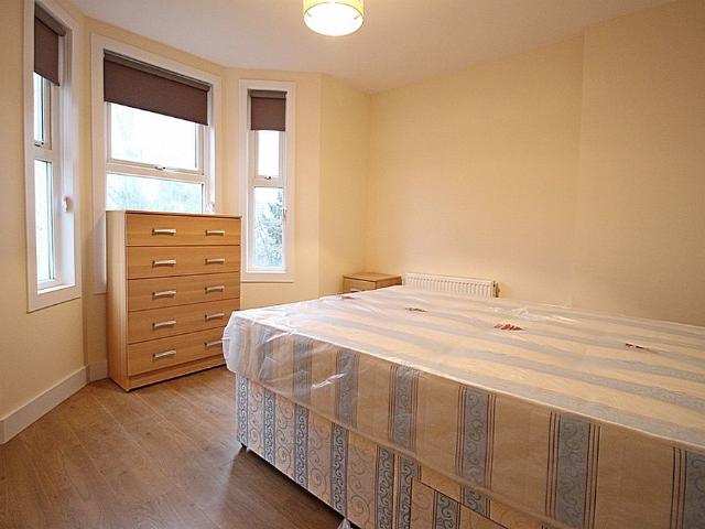 Lampton Road TW3, Room to rent, £650 pcm | PrimeLocation